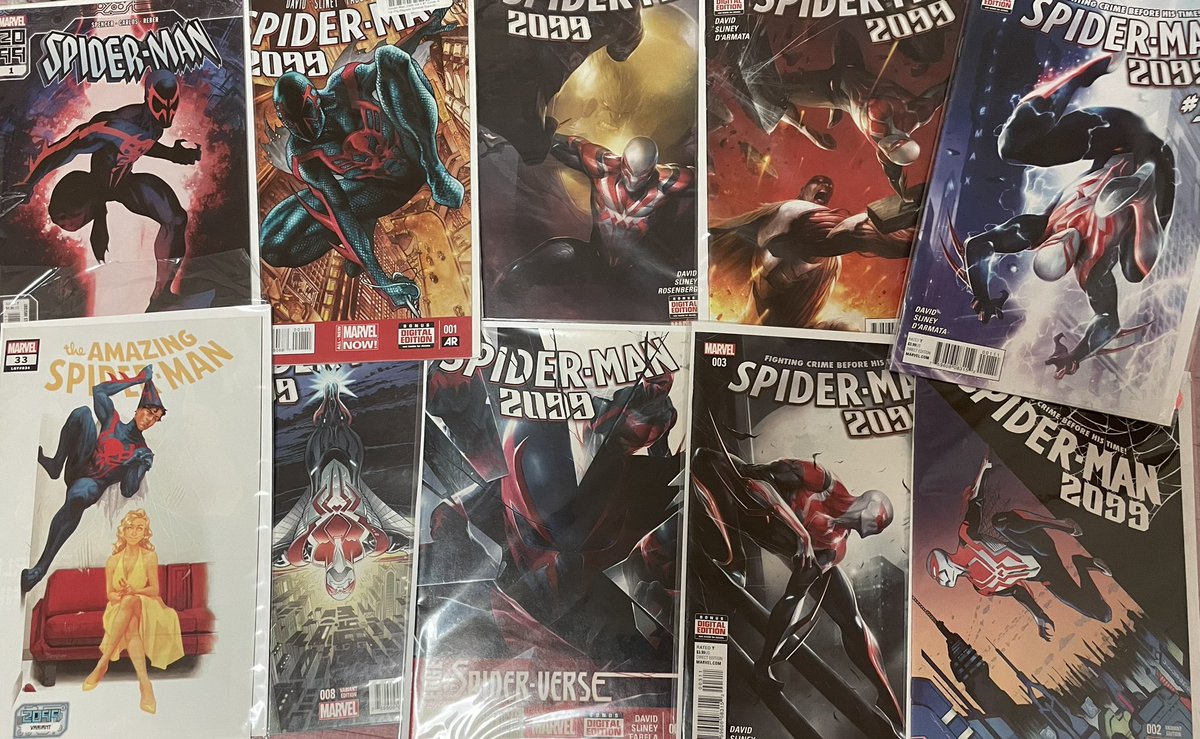 스파이더맨 코믹스 On Twitter 그웬풀 얘기가 나와서 그웬풀 바리언트를 샀나 안샀나 아리송해가지고 몇년만에 종이이슈 소장품 상자를 열어봤다가 추억여행 했어요 뭘