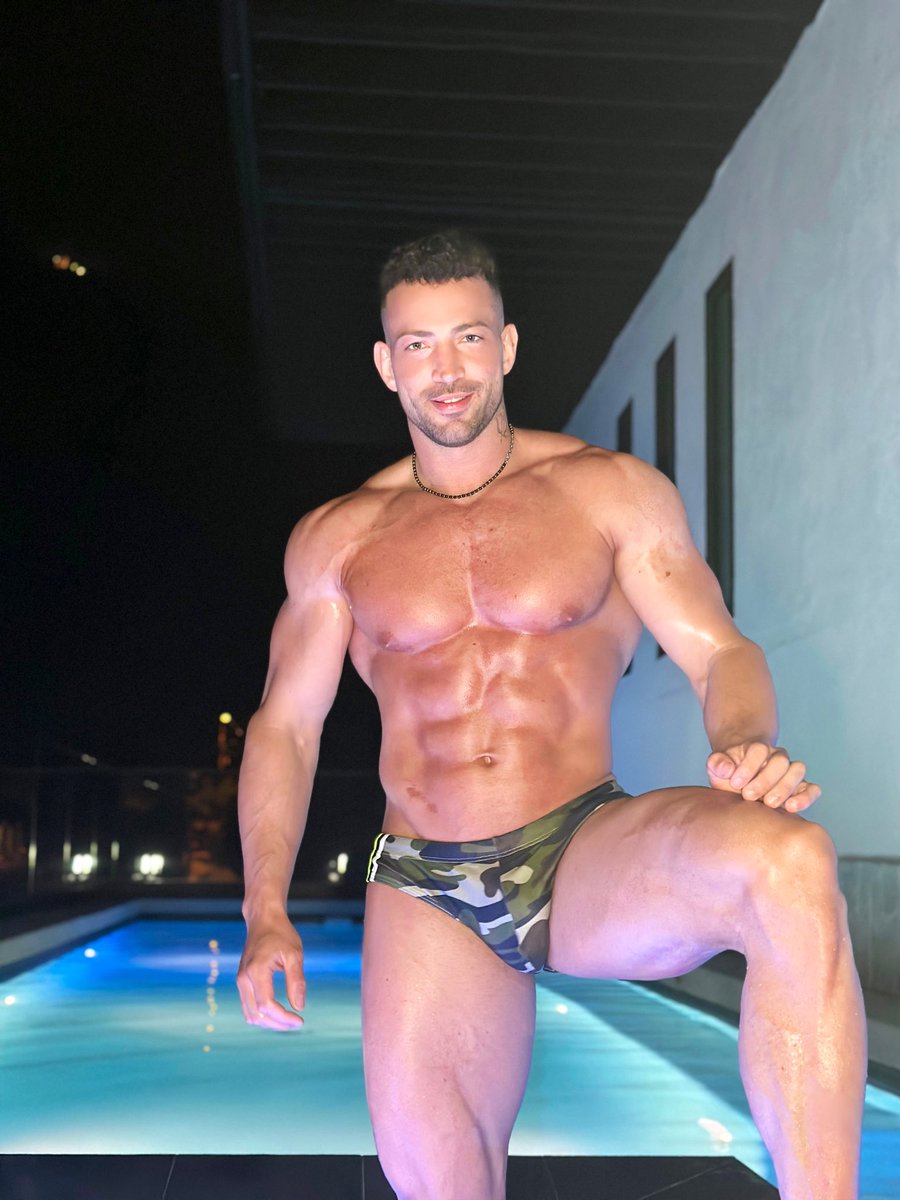 Maximo_garcia2 on Twitter: "Eat, fuck, sleep, repeat. Lion life 👅 https://onlyfans.com/maximo ...