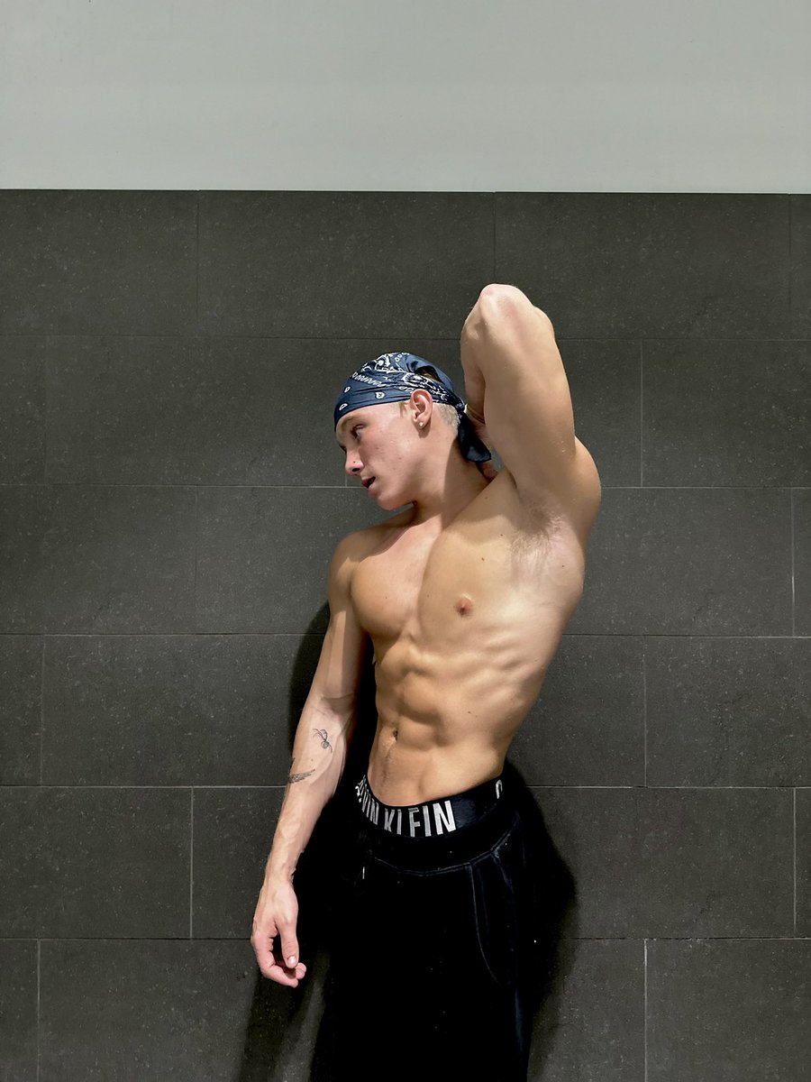 Blake Hoffman on Twitter: "Definitely need a massage. Someone help"