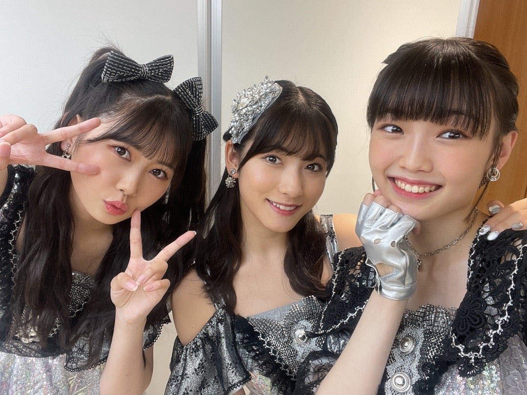 ナツキリン0219 On Twitter おはようございます🧡🤍🩵💜🩷 今日はモーニング娘。23の山﨑愛生ちゃんの18歳の誕生日ですね🎂