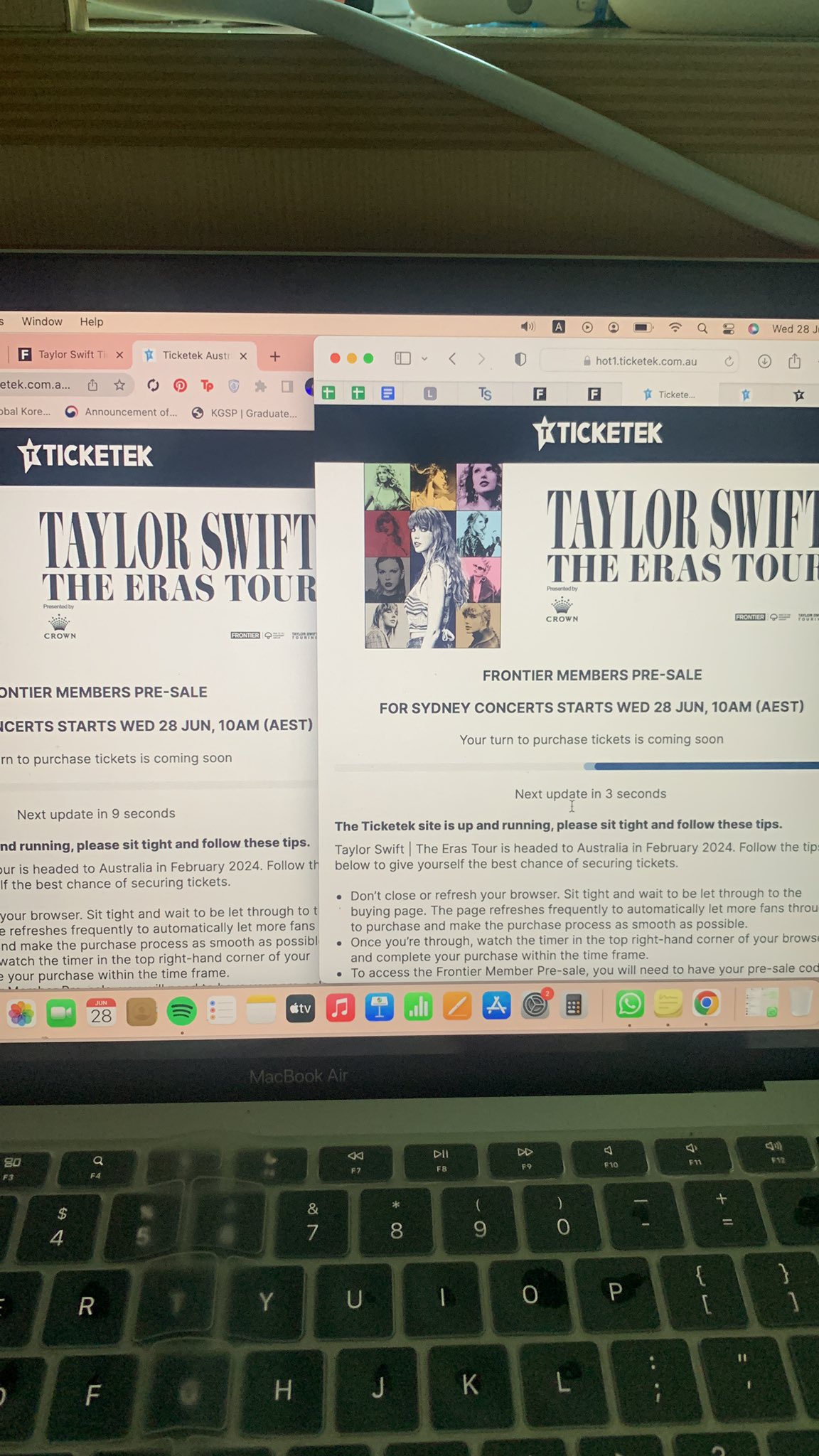 ㅂㅂㅎ on Twitter: "whAT IS HAPPENING eras tour syd #erastour #sydney https://t.co/45dGfRKlD5 ...