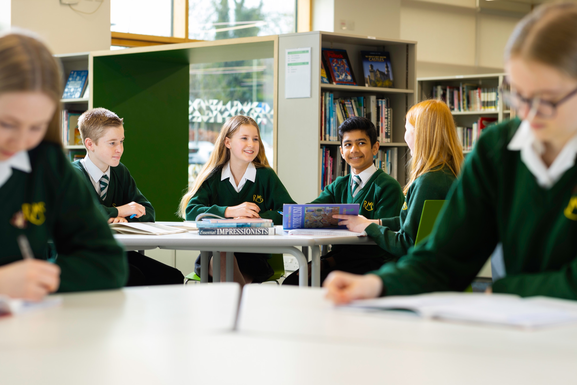 Robert May's School Official on Twitter: ""The mantra of the school is ‘one team, one dream ...