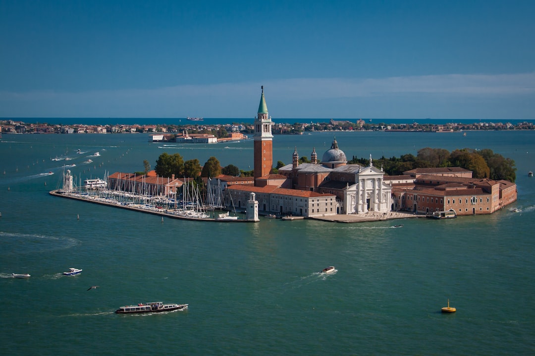Tripper Guides on Twitter: "Venezia Romance: A 4-Day Dream Getaway https://t.co/u3SddzZKD3 ...