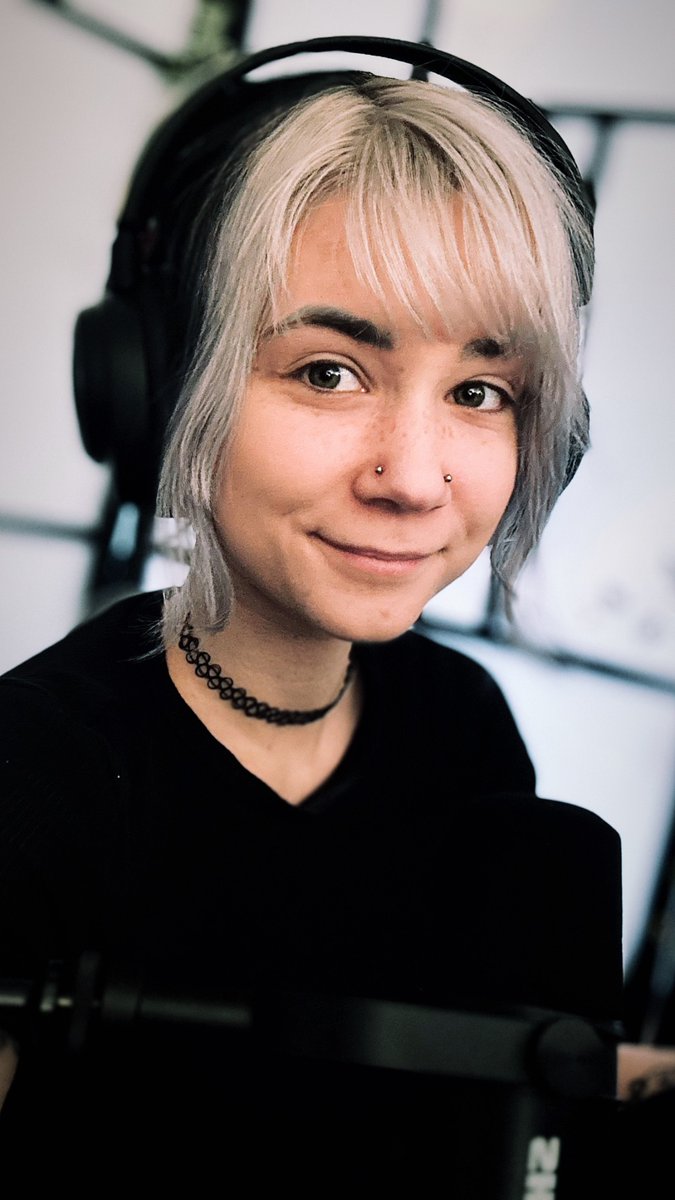 Mau on Twitter: "Hallo ich bin Live! Kommen Sie! http://Twitch.tv/MaceZayuri"