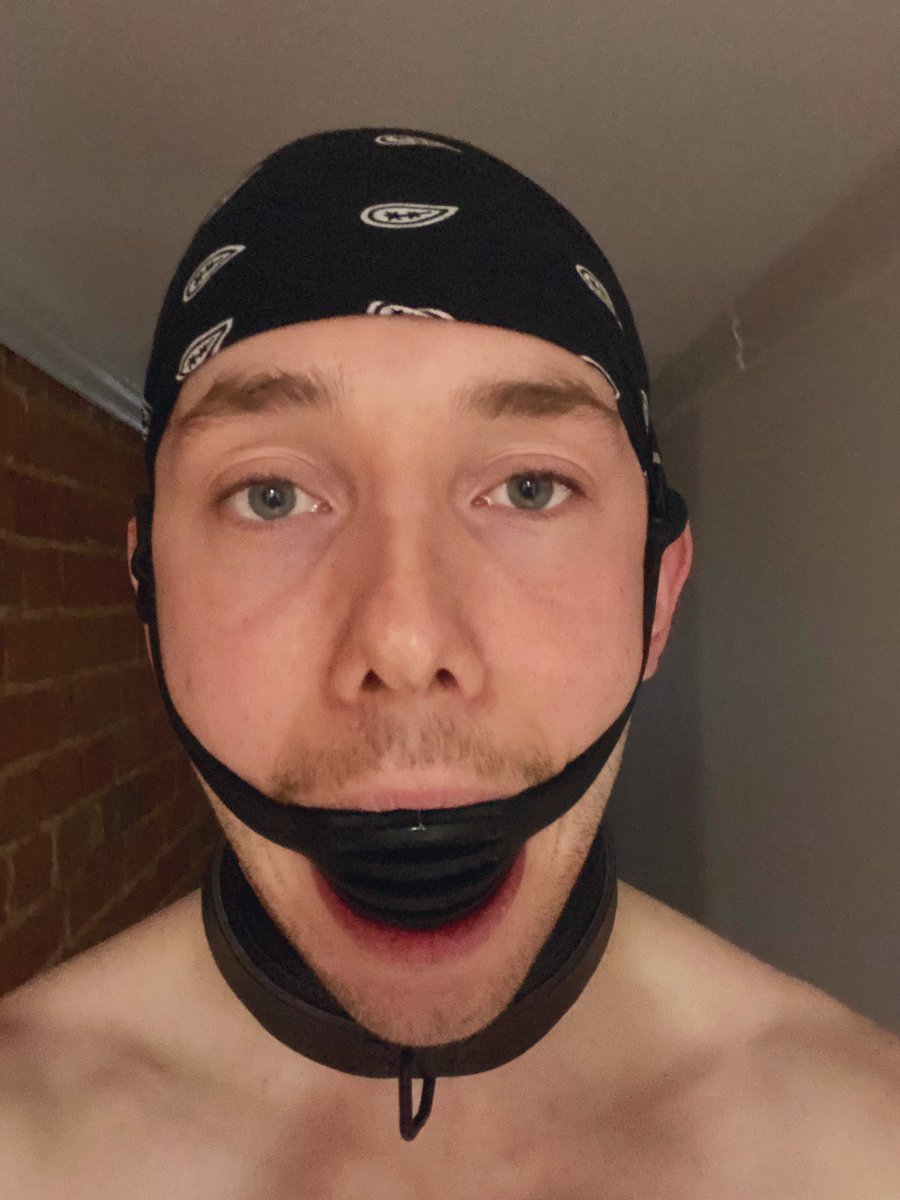 Kinkcaged On Twitter This Picture Is Giving Huge Dumb Cum Hungry Submissive Slave Energy 🤤