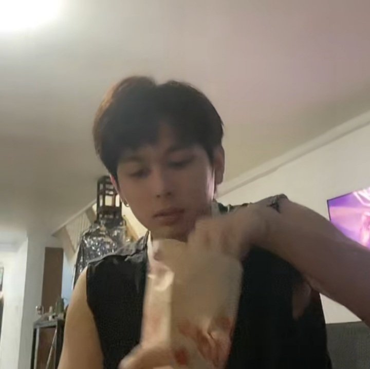 Pating Fajardo (rest) on Twitter: "Hi cutie @eclipse_gab