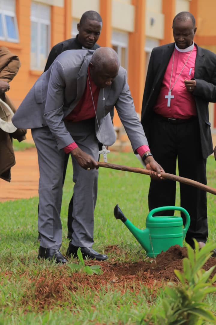 Government of Uganda on Twitter: Government of Uganda on Twitter:
