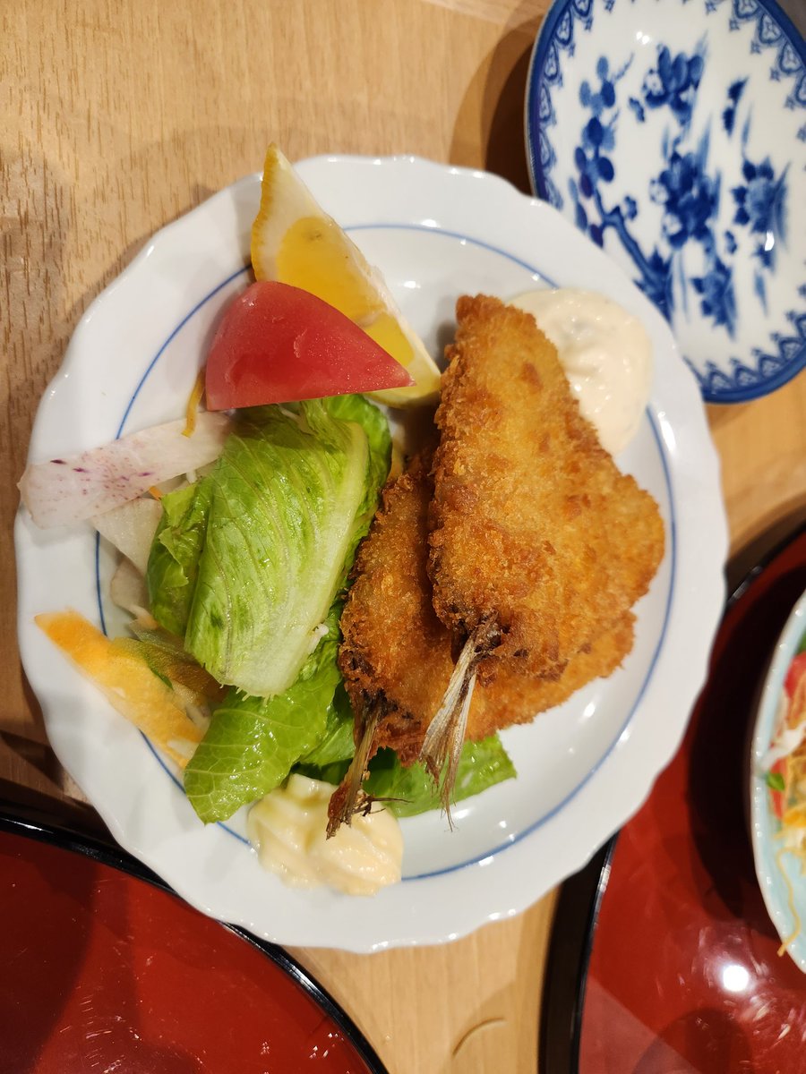 降り鉄!高木茂久 On Twitter 長崎の夜 1年ぶり。角煮、アジフライと「ご当地ナンバー」が続く