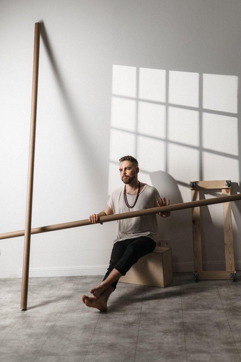 Anton Tymoshenko on Twitter: "Це я на Балі, виїхав як волонтер"