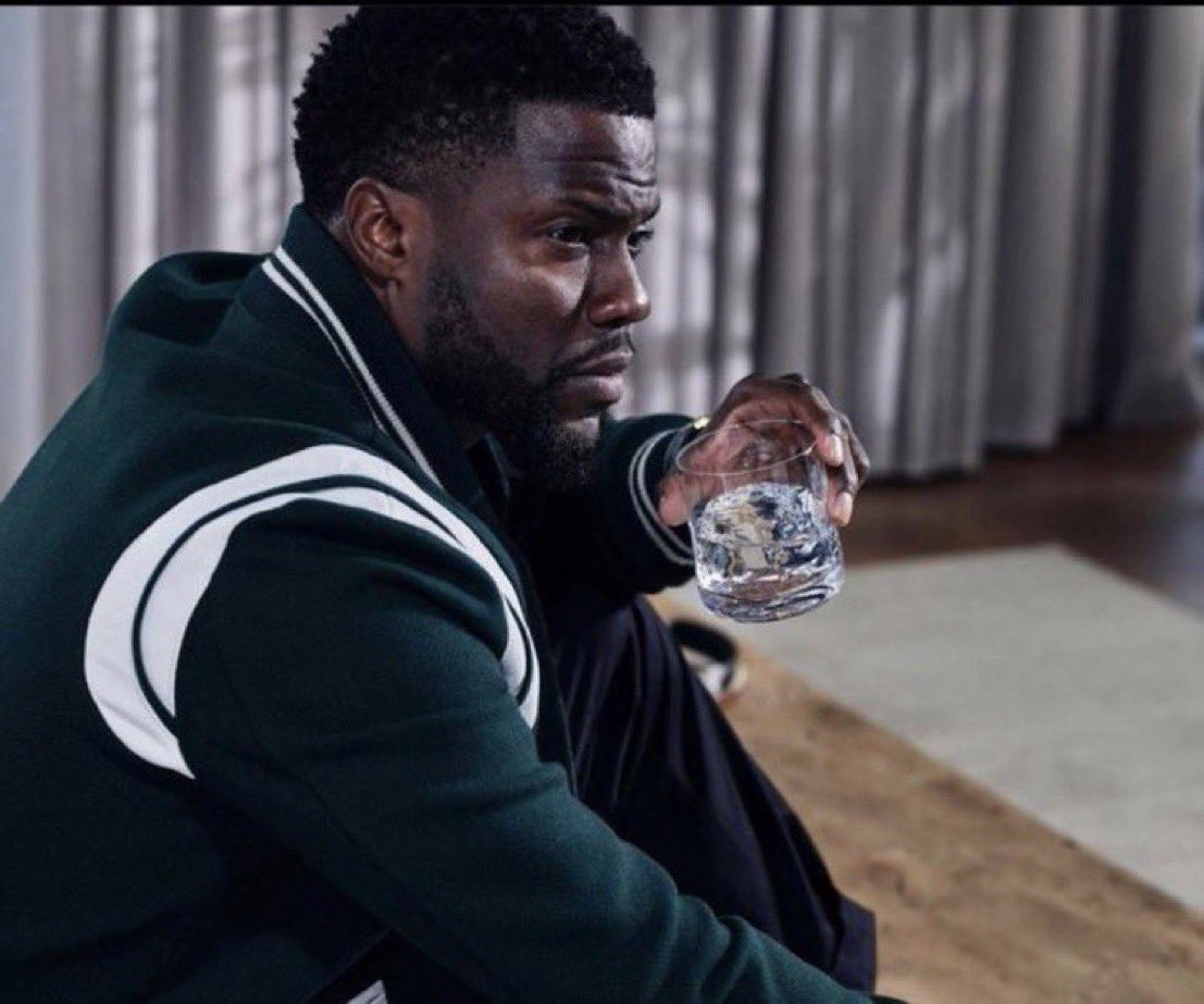 Mr Black⁛ on Twitter: "Davido has impregnated 4 women and counting? Men will be men"