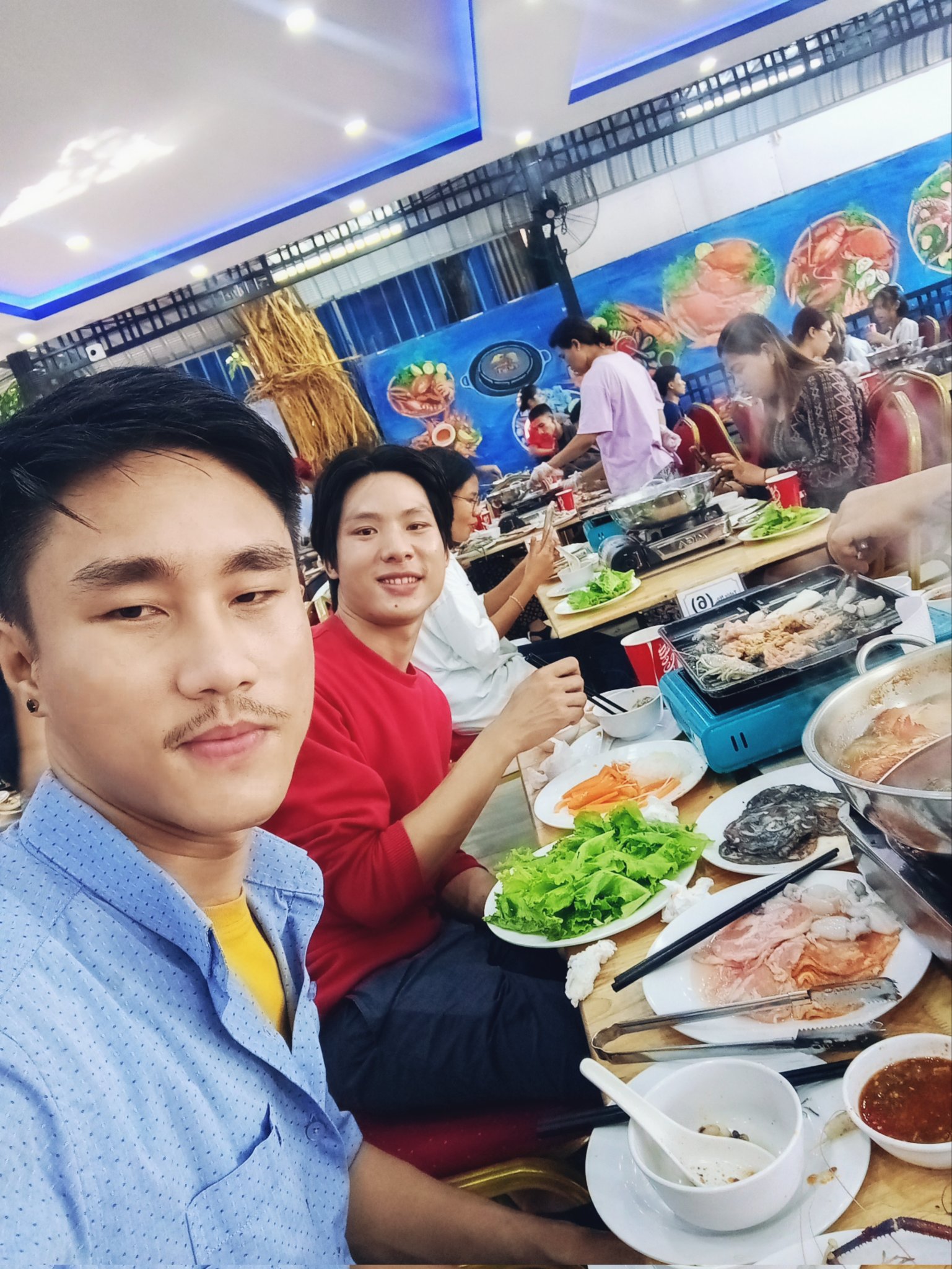 Lwin Myo Oo (@Lays81123Lay) / Twitter