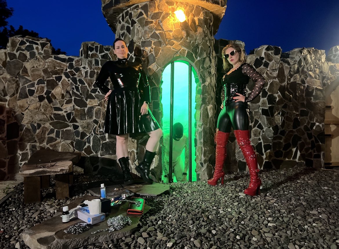 Dracula Femdom Castle Transilvania On Twitter Rt Sadicsadie Ready
