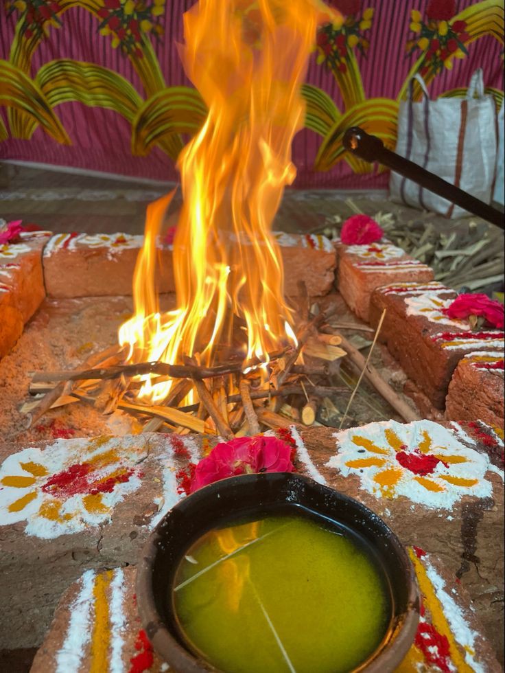 Homa Havan What Are They Types Homa, a Hindu Ritual where one use Fire ...
