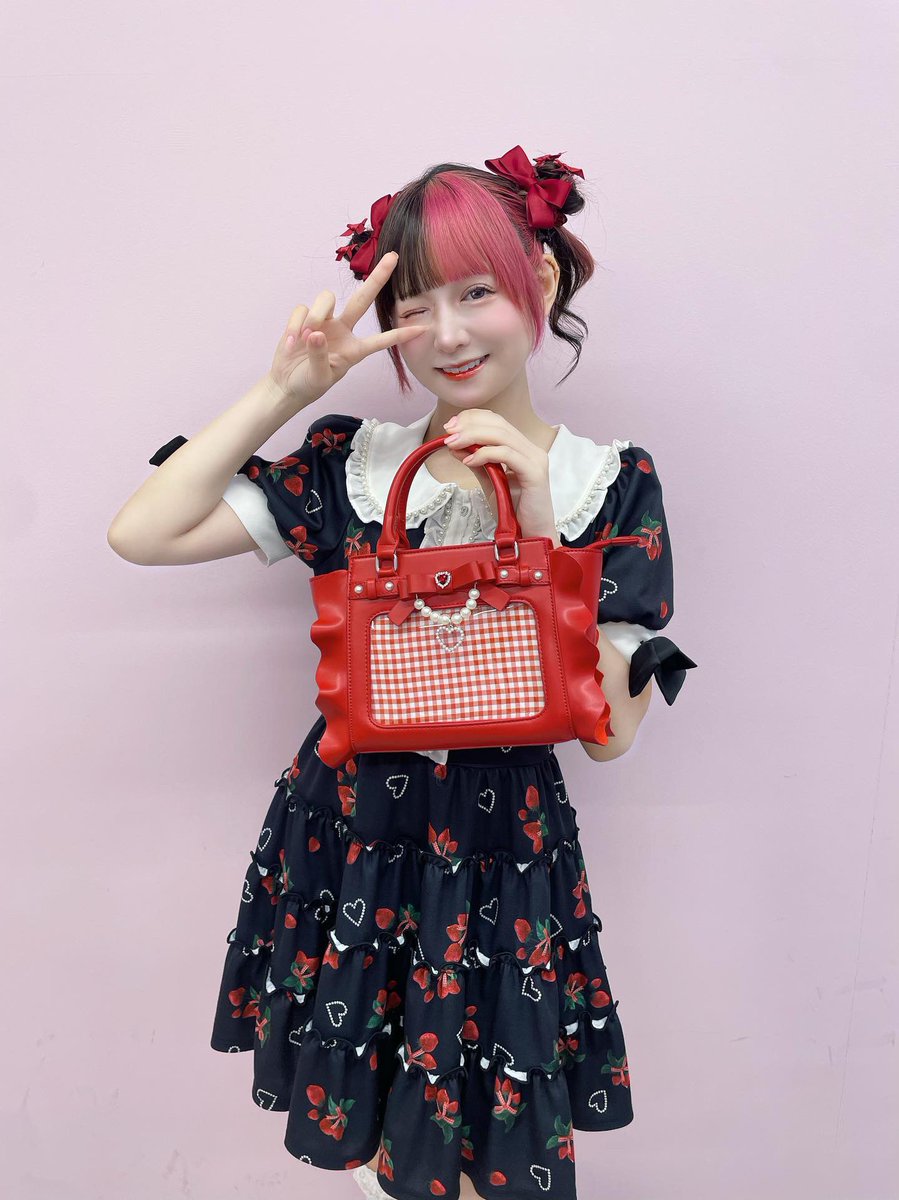 Ank Rouge On Twitter 地雷ちゃん×ankrouge 『確定ファンサのおまじないbag』 コラボbag発売を記念して