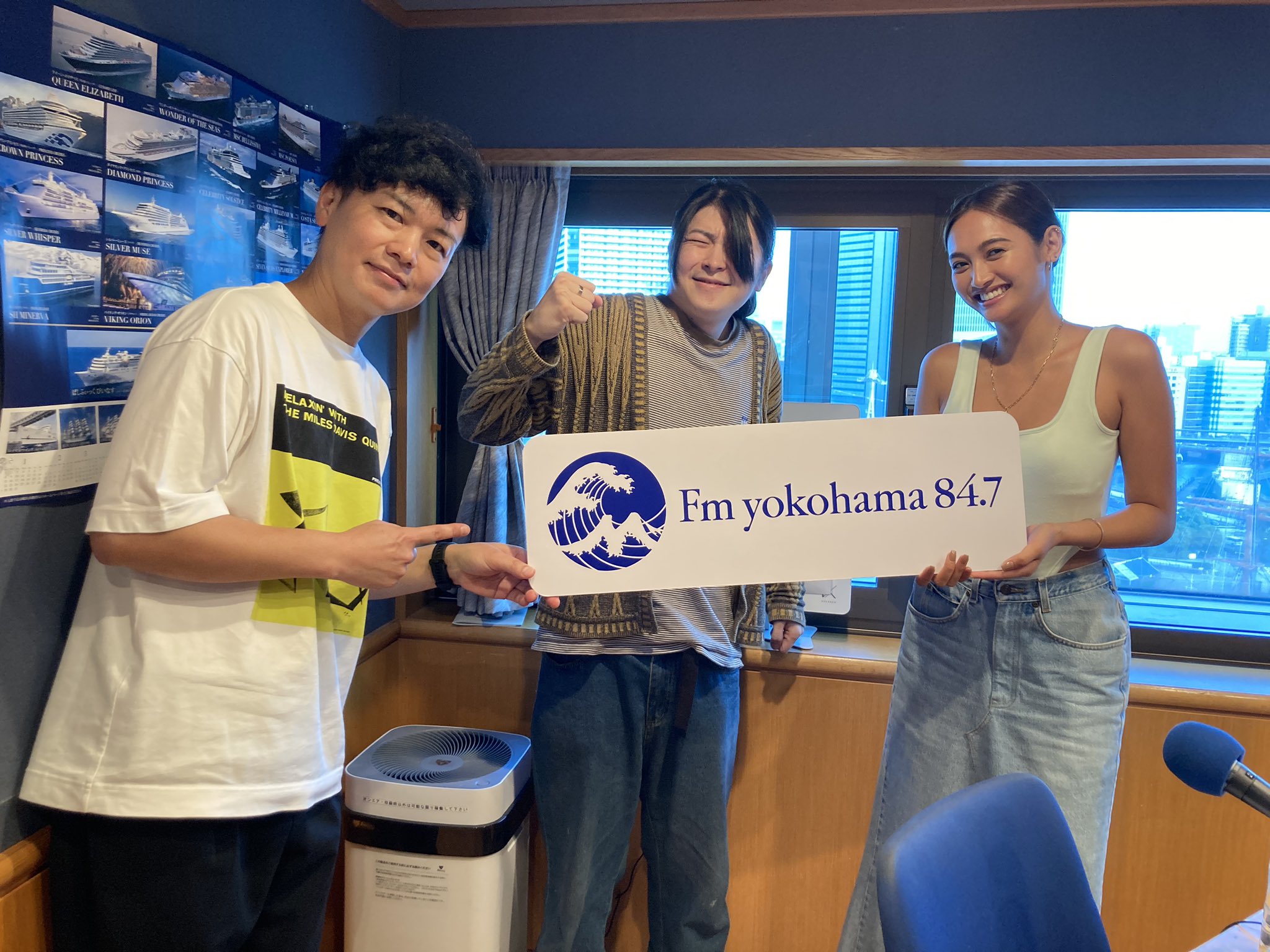 小林私Staff on Twitter: "#FMヨコハマ 「Tresen」をお聴きの皆様ありがとうございました🌊！ #とれせん #小林私 #象形に裁つ https://t.co ...