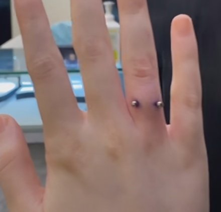 Knuckle Piercing