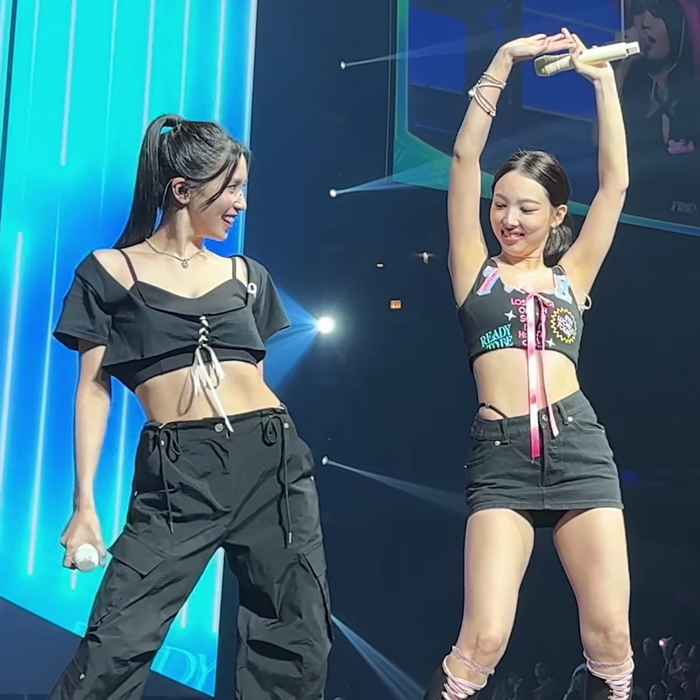minaron on Twitter: "MINAYEON'S HIPS DON'T LIE https://t.co/i2AV2JHRAZ" / Twitter