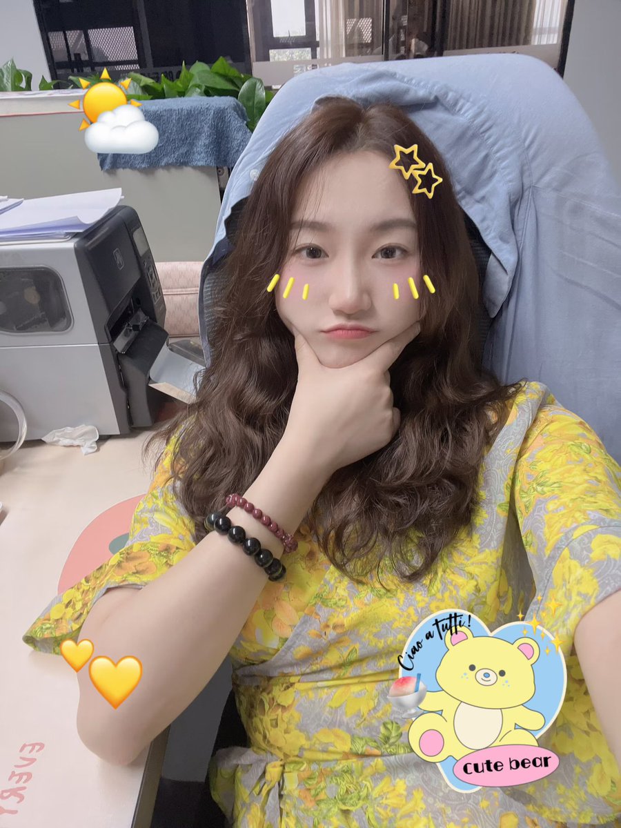 琳琳 On Twitter 好想被干 射屏 强奸 轮奸 颜射 反差婊 母狗 骚货 淫荡 骚逼 羞辱 内射 自慰 学生婊 做爱 母猪 意淫 眼镜母狗 精盆