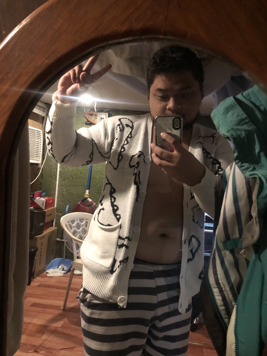 Cee 🦌 on Twitter: "That random sweater I saw came naaa. Smaller than I expected but look ...