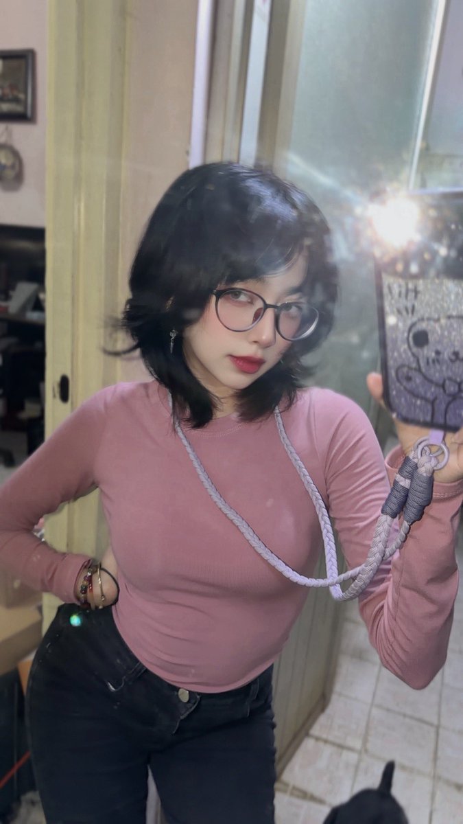 Mercury Nguyen (@dis_left) / Posts / X