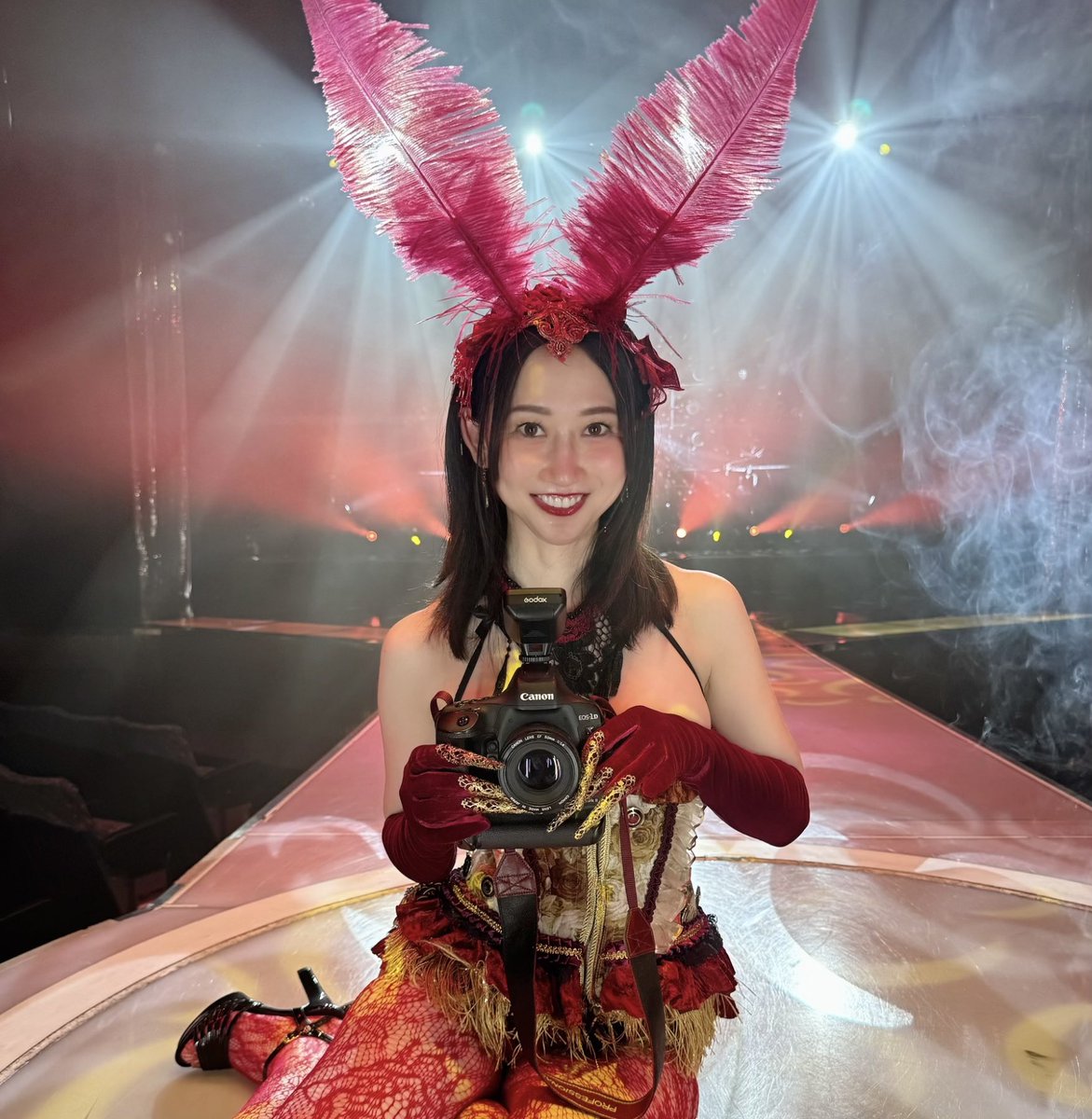 JUQ-542 主人がシてくれないから―。私は、女性用風俗に堕ちていく…。 水戸かな - MissAV | オ