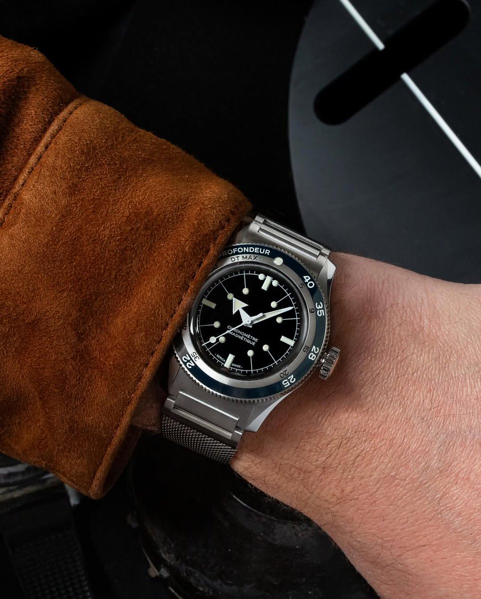 Casual watches I think are cool: — Affordable: Swatch jellyfish ...
