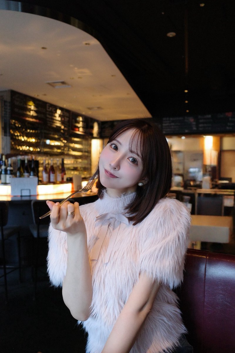 三上悠亜(@yua_mikami ):🍰🤍