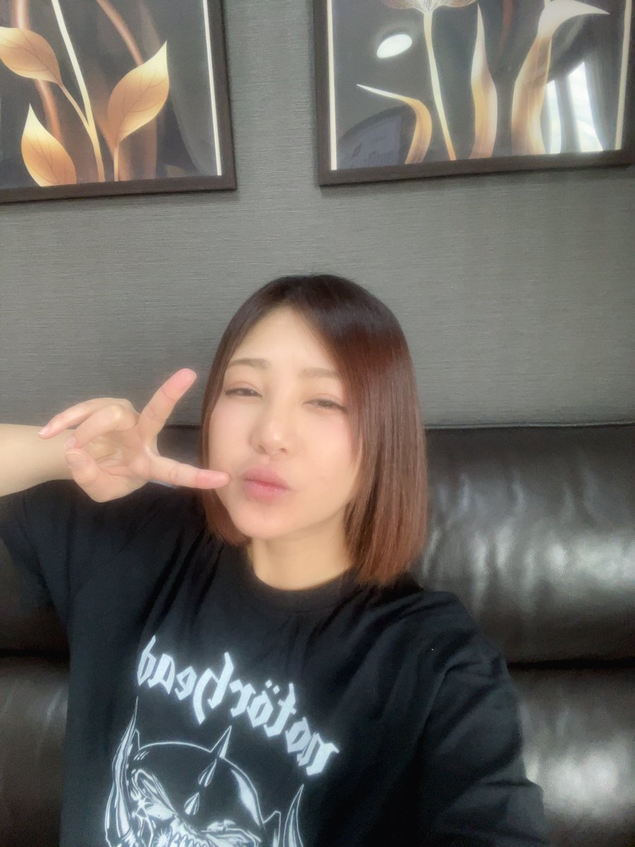 IPZ-354 痴 されたいノーブラノーパン巨乳妻 初音みのり - MissAV | オンラインで無料ハイビジ