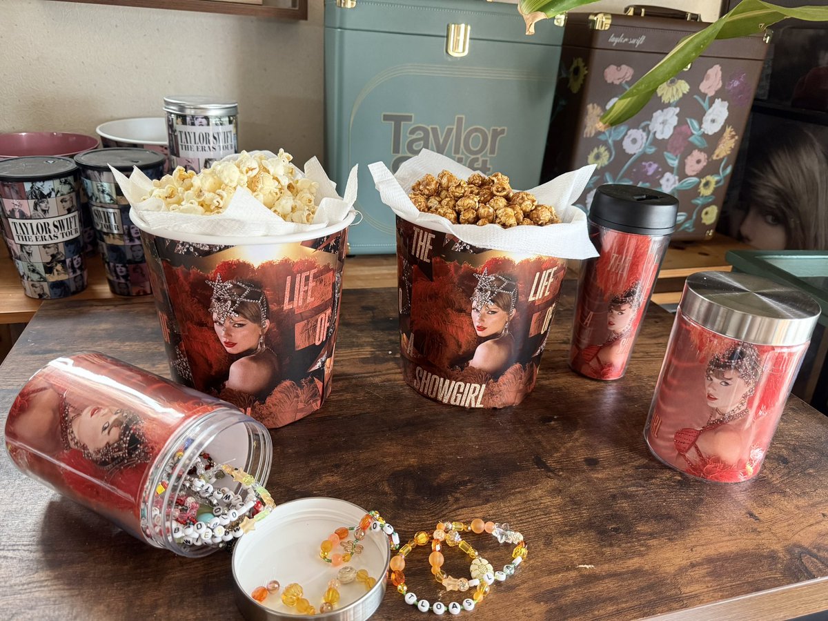 Looking forward to October 3rd ️‍ I made #tsthelifeofashowgirl's ...