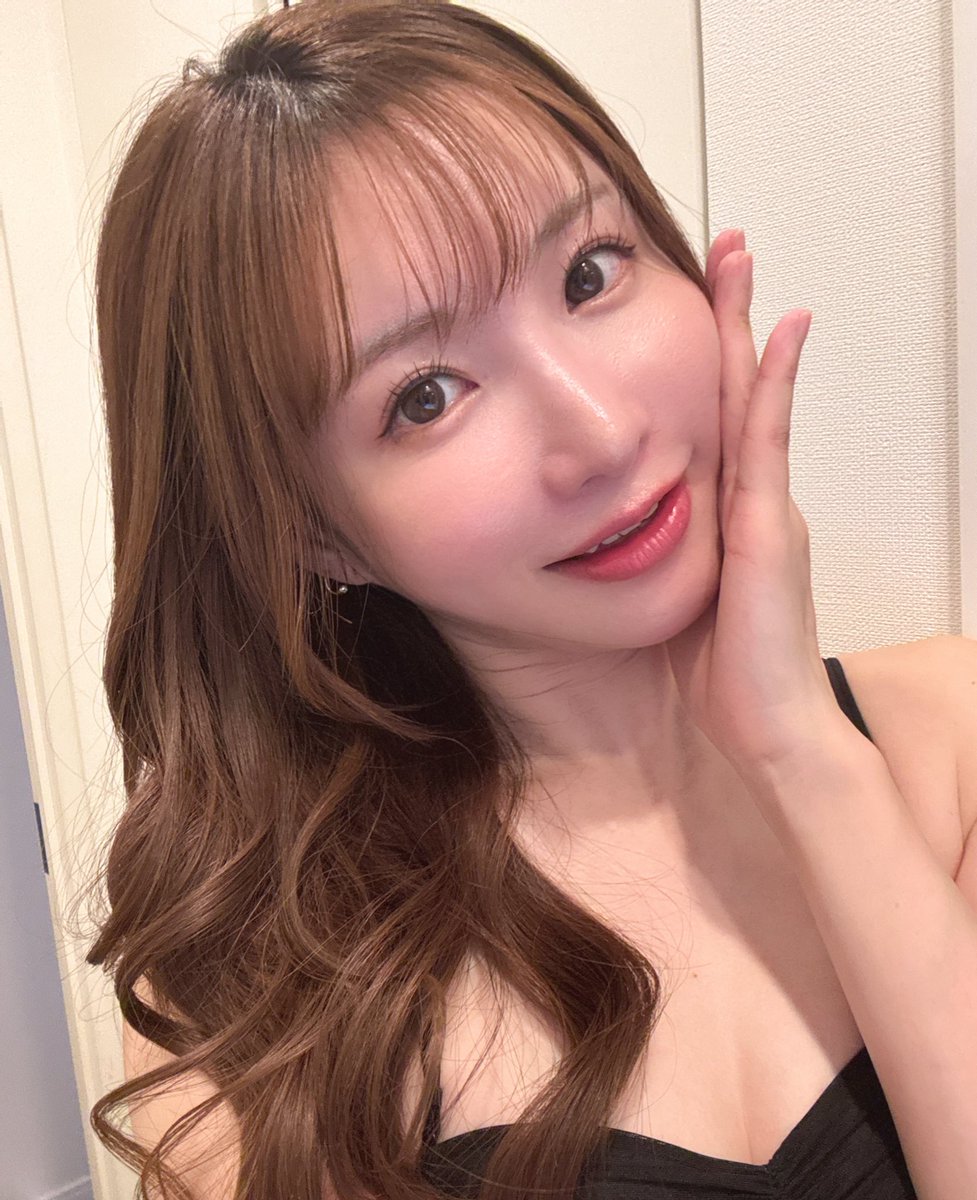 SSNI-380 Total Domain: Tempting Glances of Moe Amatsuka