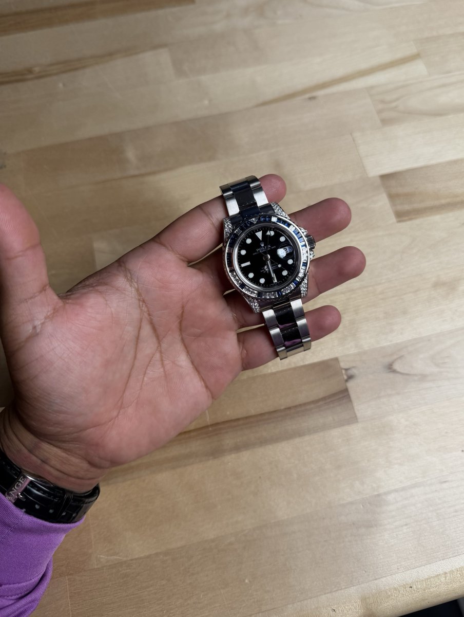 Alfred Greene | Watch Dealer @SellsWatches X Profile | Muskviewer