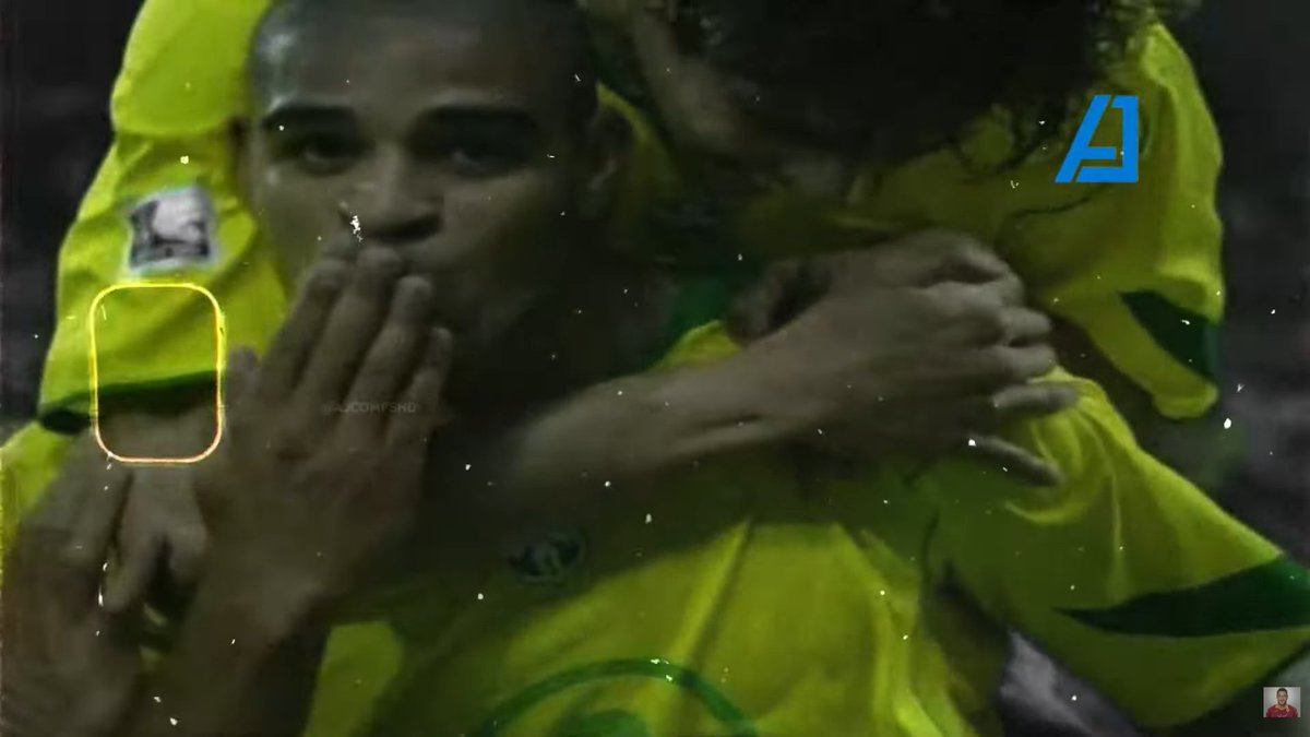 Ronaldo R9 Nazario on the left off those angles + Adriano on the right ...