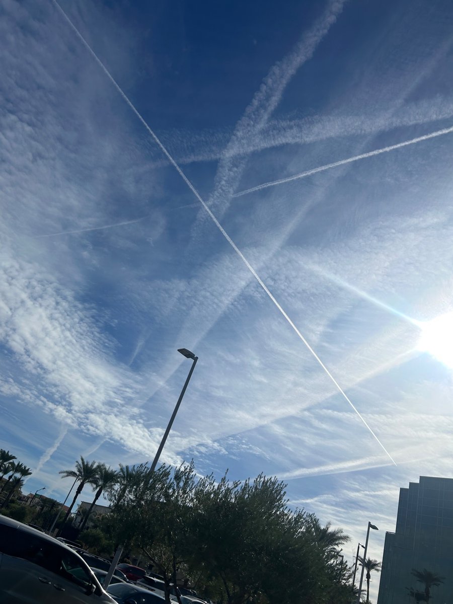 Geoengineered 'rain' - Chemtrails Exposed