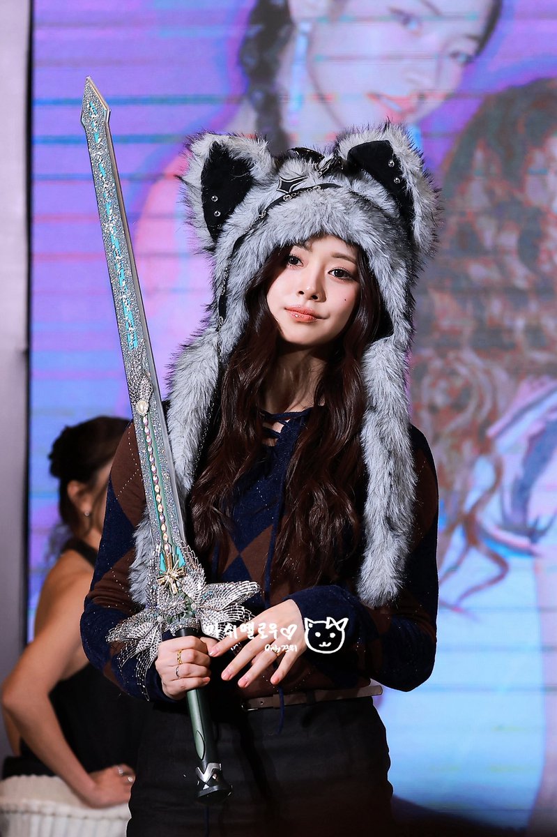 251115 프리뷰 #쯔위 #트와이스 #TWICE #TZUYU #子瑜 #ツウィ #abouTZU #RunAway ...