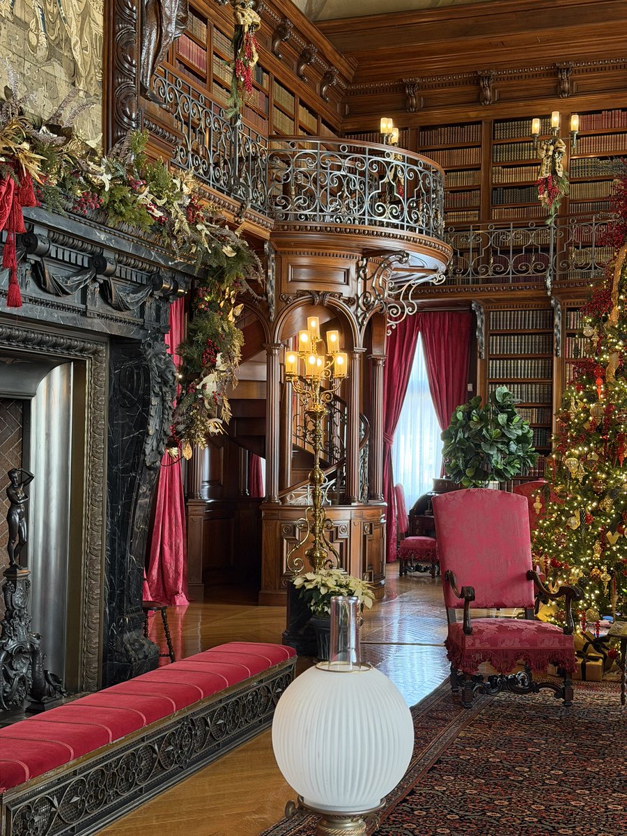 Did you know the largest privately owned home in America sits right ...