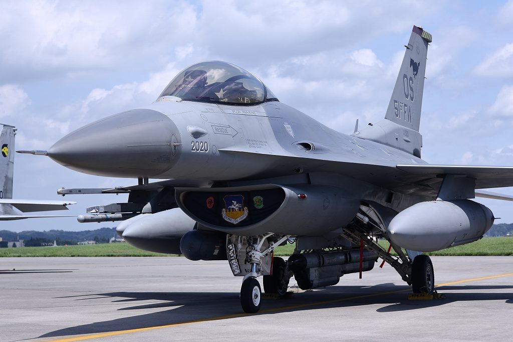 Aug19.2006/F-16C/89-2020/51FW36FS/RJTY Intake Coverに51FW,25FS,36FSの ...