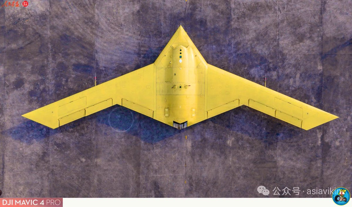 Premier vol réussi du drone à aile volante CH-7, développé par le ...