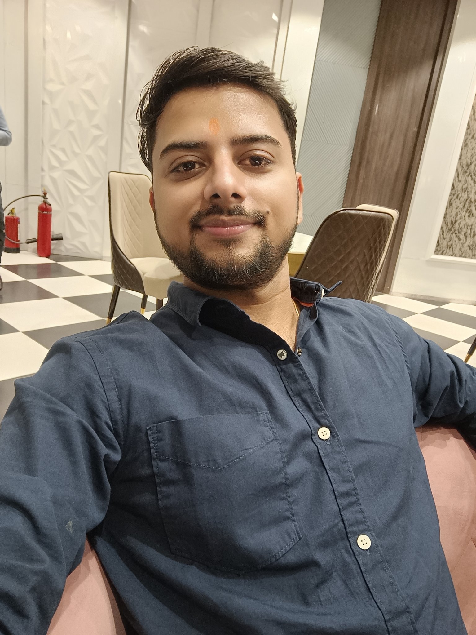 Vikas Kohli Anushka Sharma Family Pictures Brother, Mother, Father