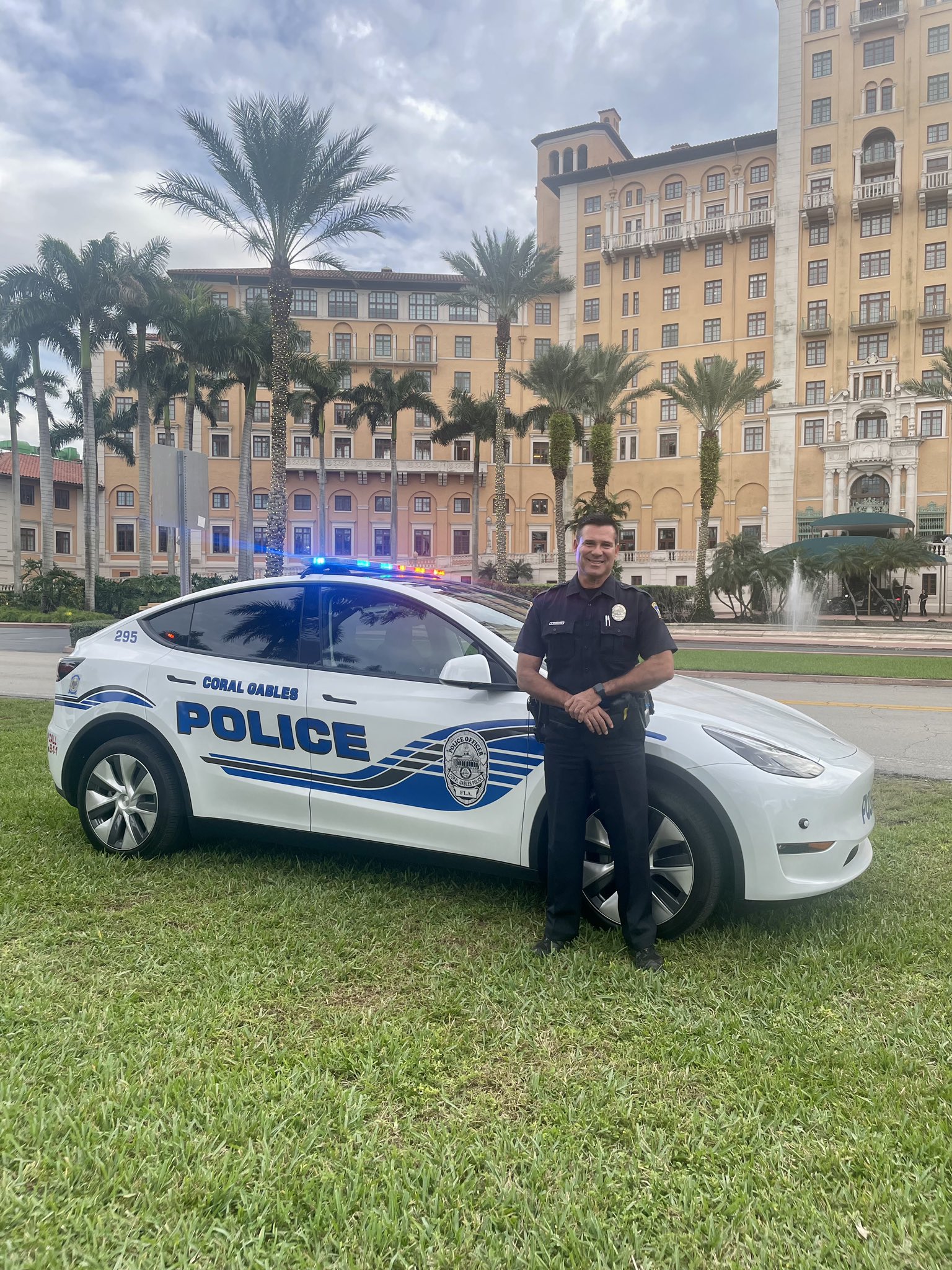 Coral Gables Police Department Vehicles Two Teens In Custody Following