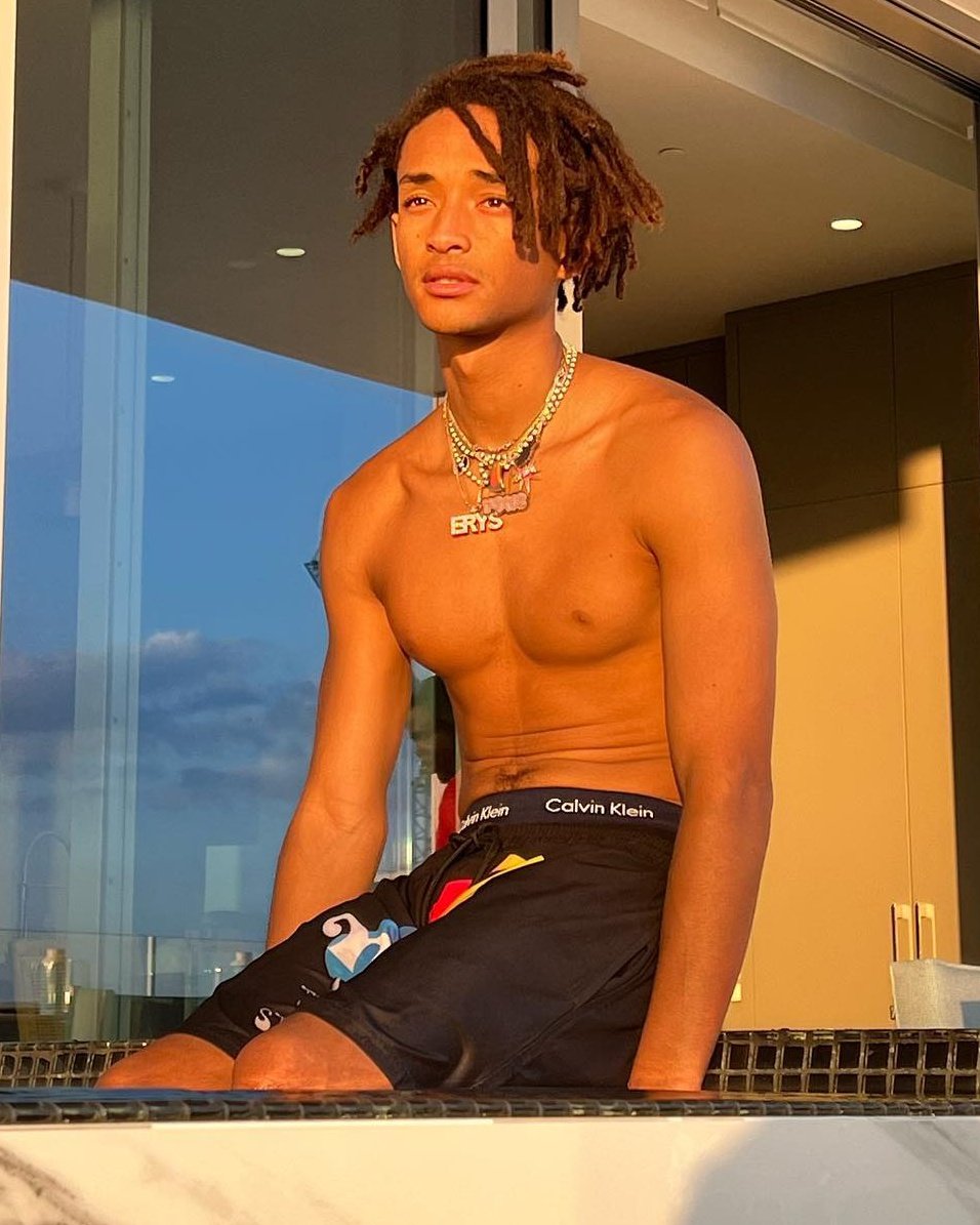 Jaden Smith Six Pack Jaden Smith Goes Shirtless While Gardening With