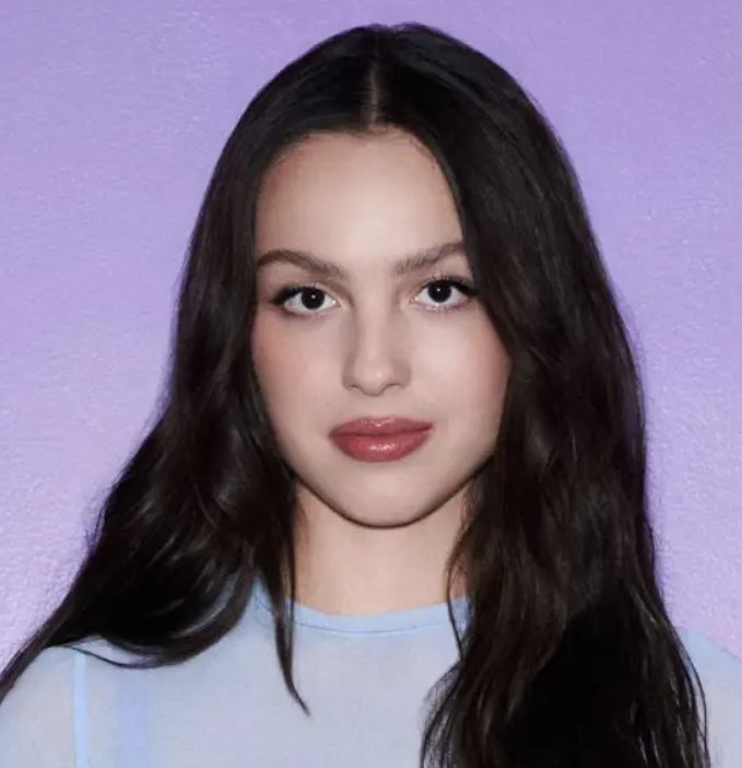 Julianna Mitchell's Instagram, Twitter & Facebook on IDCrawl