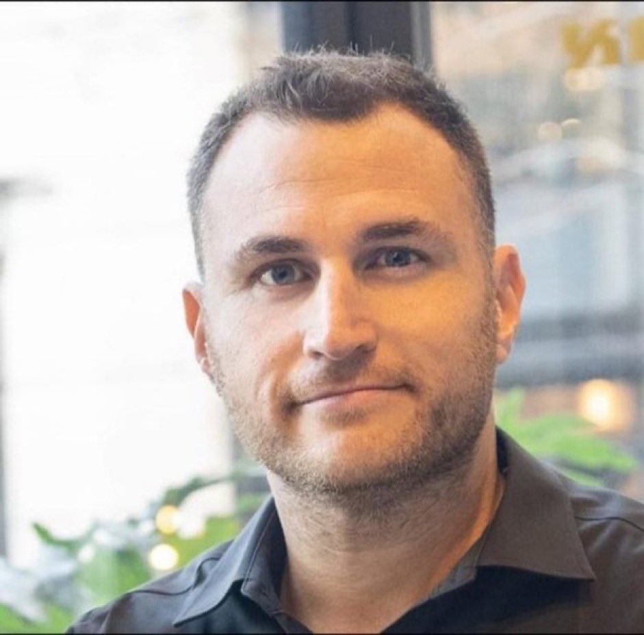 Benzi Sanders's Threads – Thread Reader App