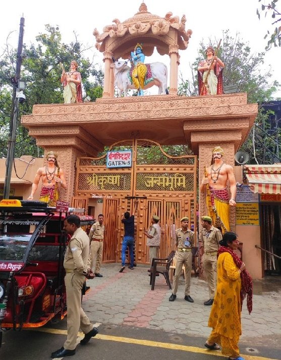 " 11 Most Famous Mandir of Uttar Pradesh " 🙏♥️ 1. Kashi Vishwanath ...