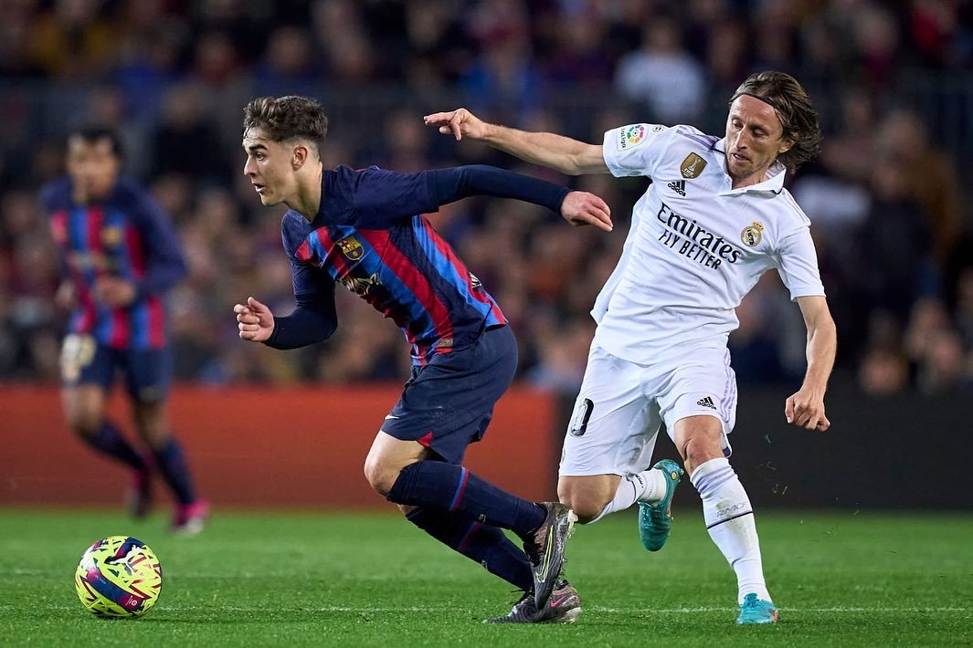 If Xavi plays his cards right, he has world-class midfield trio with ...