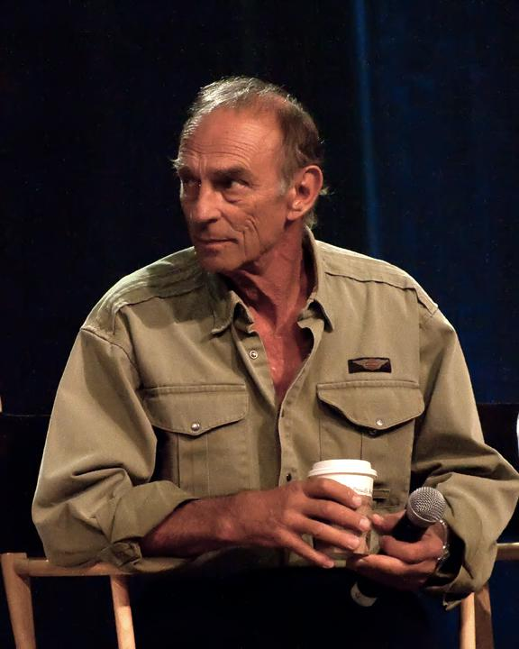Gul Dukat Actor 60 Photos - Moonagedaydream.film