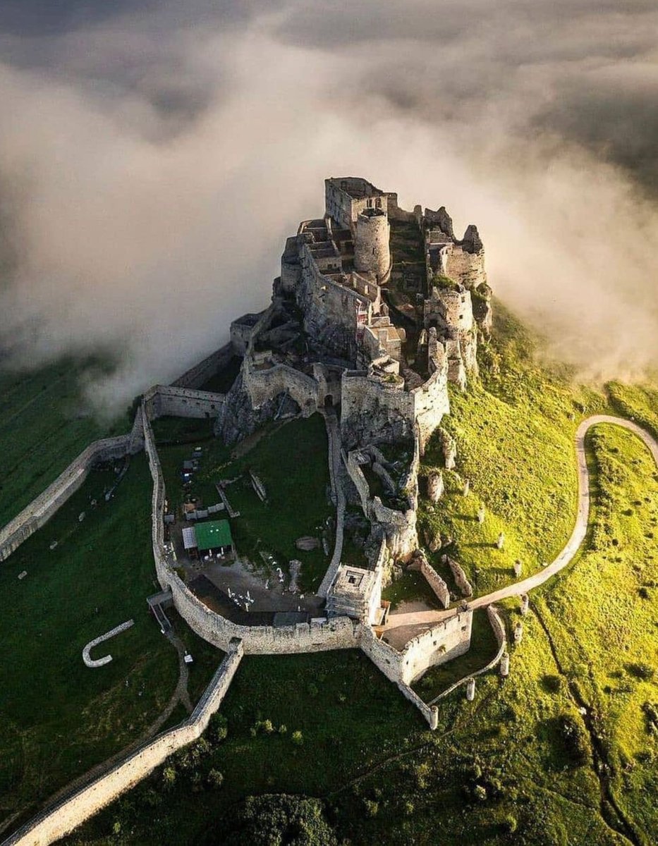 Most visited landmarks in each country in Europe: A Thread 🧵 1/ France ...