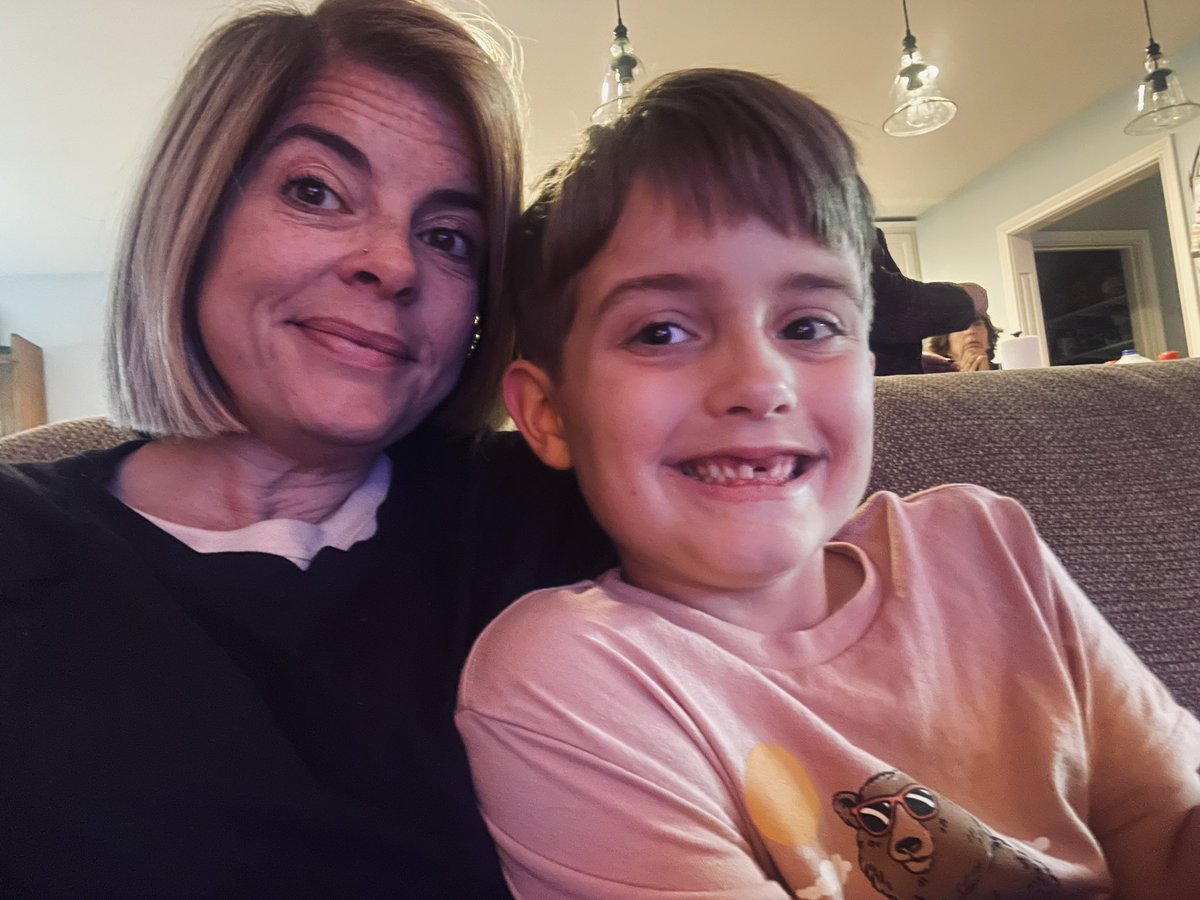 Angela Hosch's Instagram, Twitter & Facebook on IDCrawl