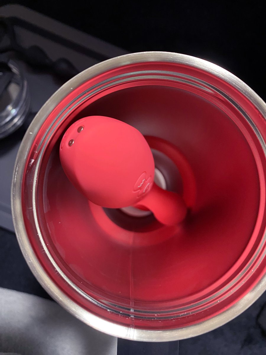 デストロイヤー・R・ロイロ(@Roiro_emoechi) さんの裏垢画像・動画 – 裏垢女子ランキングナビ