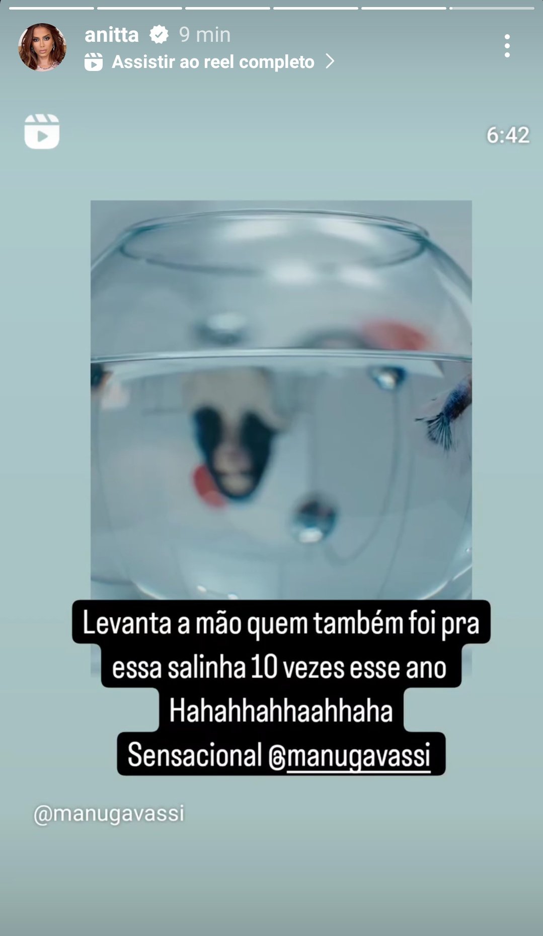 Vídeo da Manu Gavassi bate forte na indústria musical brasileira Vídeo da Manu Gavassi bate forte na indústria musical brasileira