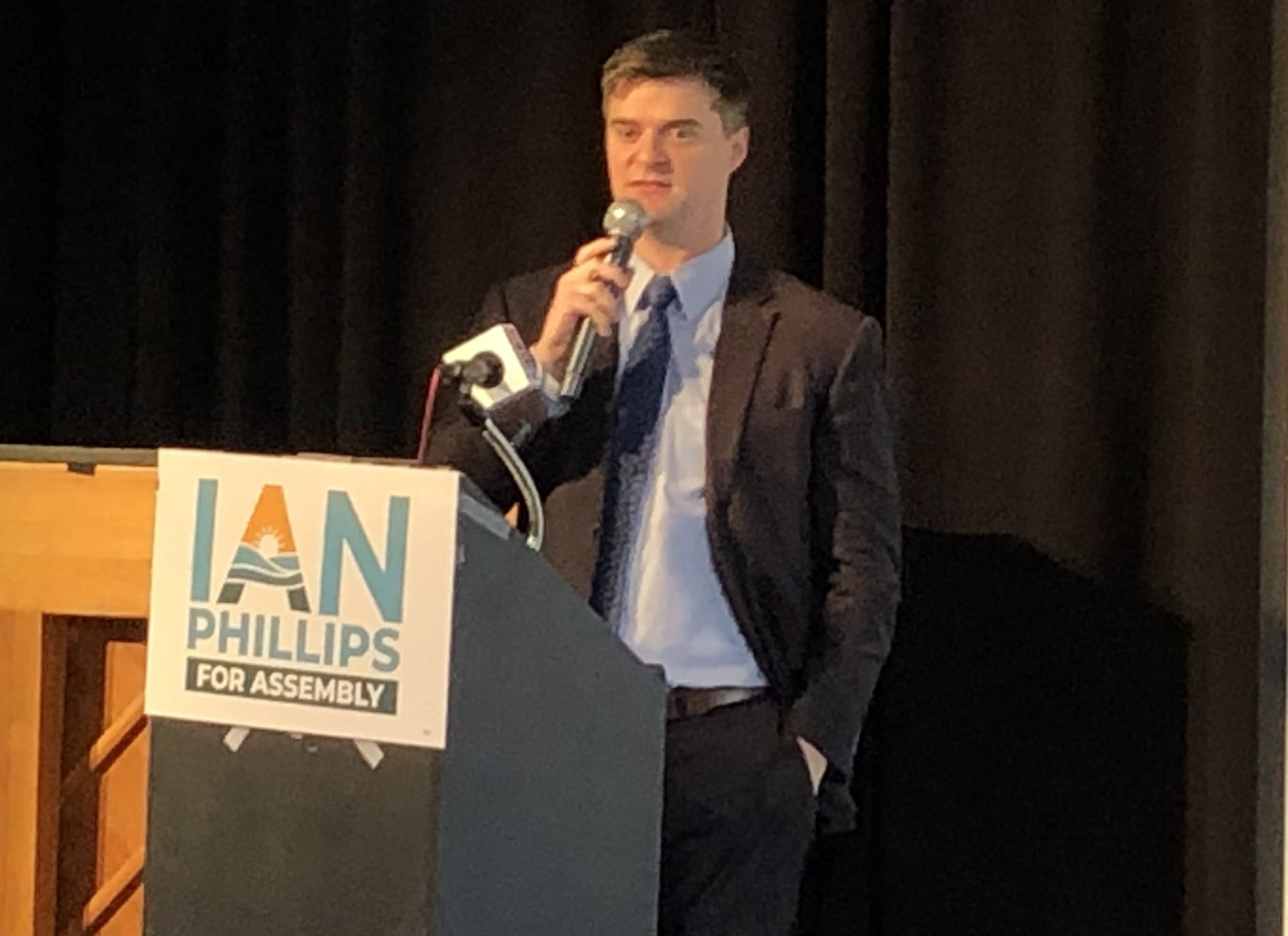 Ian Phillips leads fundraising in Assembly race